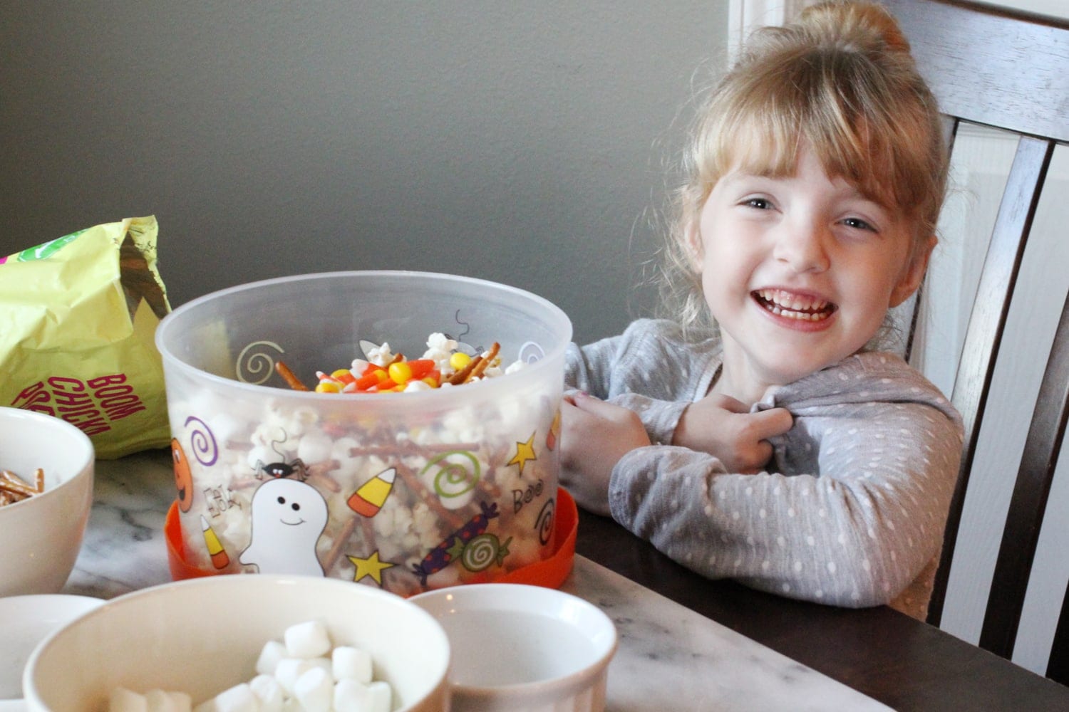 Halloween Snack Mix + Treat Bag Printables
